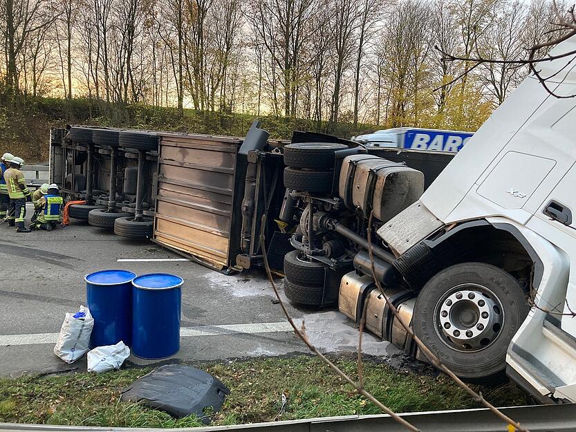 Schwerer Lkw-Unfall auf der A6 bei Neuenstein - STIMME.de