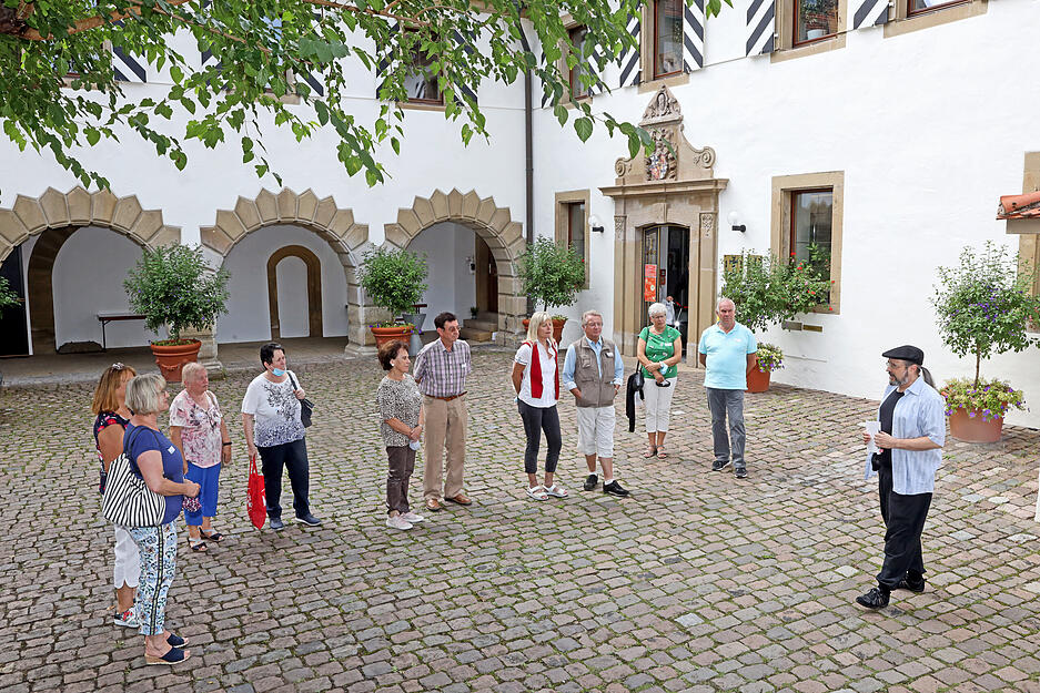 Lesersommer - Schloss Kirchhausen - STIMME.de