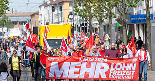 Kundgebung zum Klimastreik in Heilbronn: Verdi und Fridays for Future stehen zusammen - STIMME.de