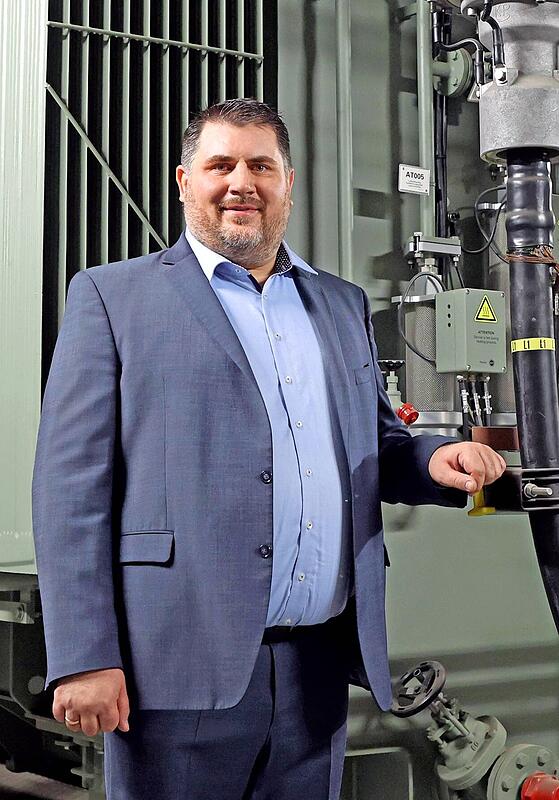 Christian Seiler, der Mann, der den Strom ins Haus liefert - STIMME.de