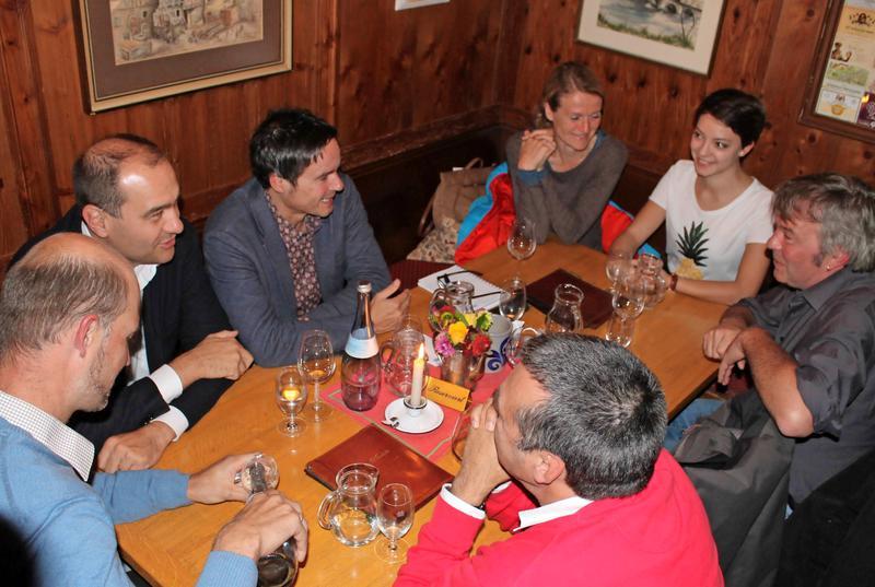 HZ-Wahlstammtisch wünscht sich mehr Schärfe - STIMME.de