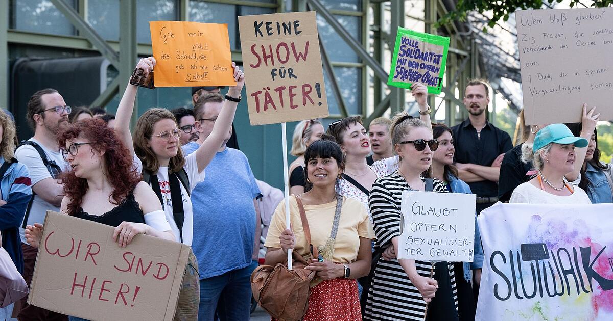Volles Stadion trotz Protest: Rammstein-Konzert in München - STIMME.de