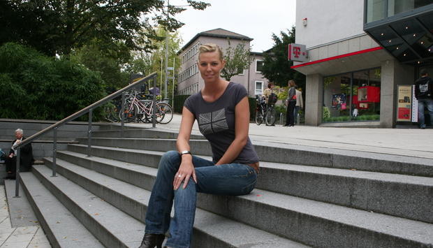 Kristin Vogt ist Bild-Girl des Monats - STIMME.de