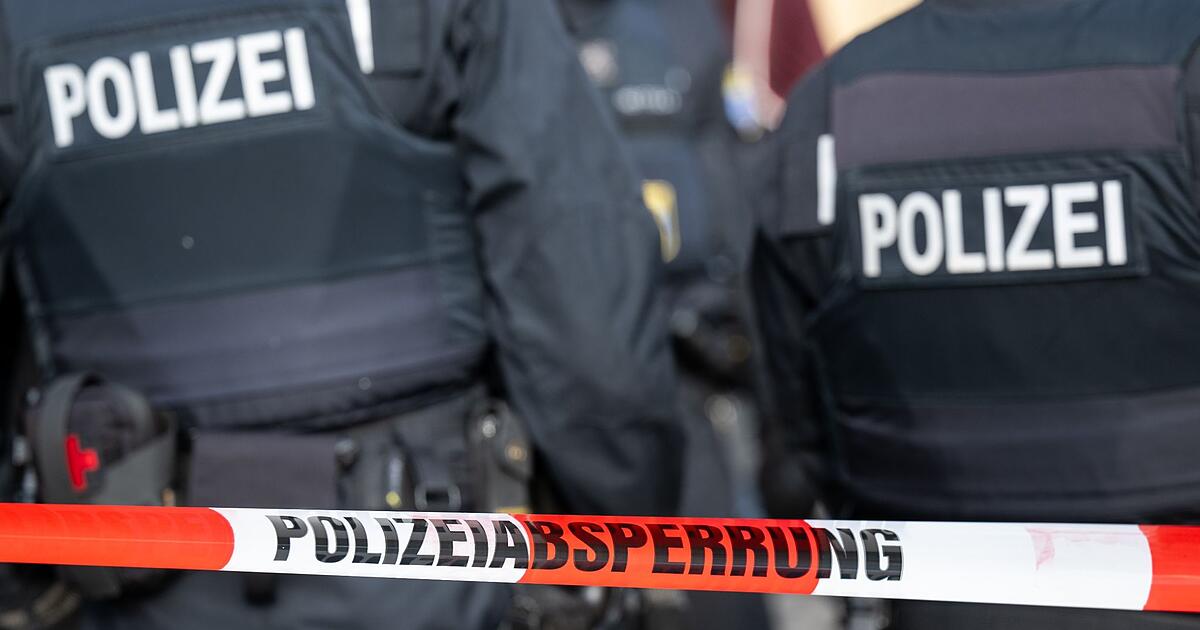 Spezialkräfte der Polizei wegen Mann mit Machete im Einsatz - STIMME.de