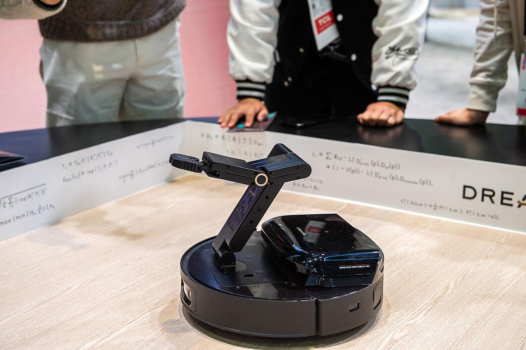 Roboter-Staubsauger bekommen Greifarme - STIMME.de