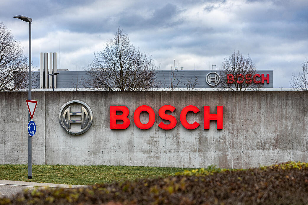 „Alle sind schockiert“: Mitarbeiter äußern sich zu Stellenabbau bei ...