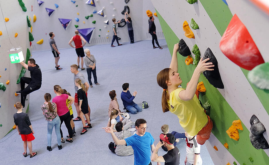 Eröffnung neue Boulderhalle - STIMME.de