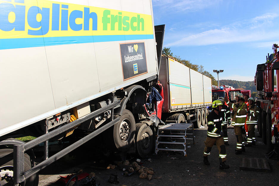 Schwerer Lkw-Unfall auf der A6 bei Weinsberg - STIMME.de
