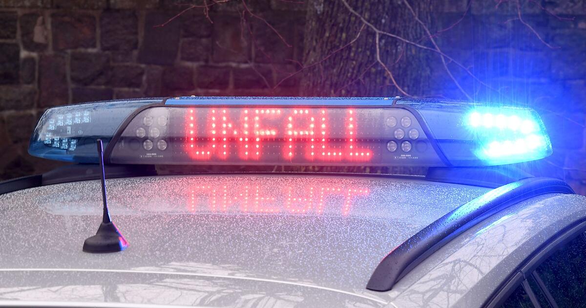 Auto fährt auf Wagen an roter Ampel auf - sechs Verletzte - STIMME.de