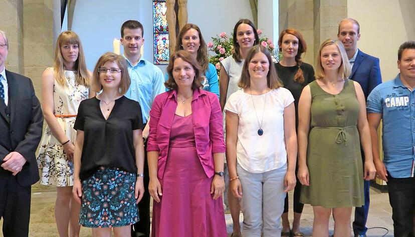 Als Reli-Lehrer zugelassen - STIMME.de