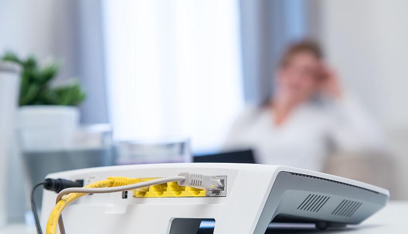 Neuer Glasfaseranschluss mit altem Router: So geht's - STIMME.de