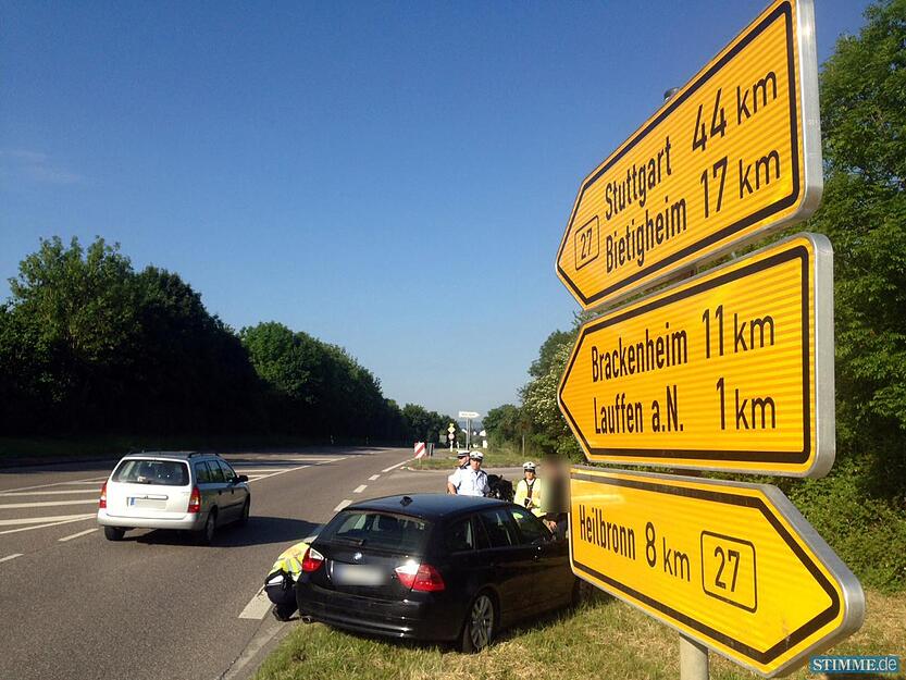 Unfall auf der B27 bei Talheim | 22.05. - STIMME.de