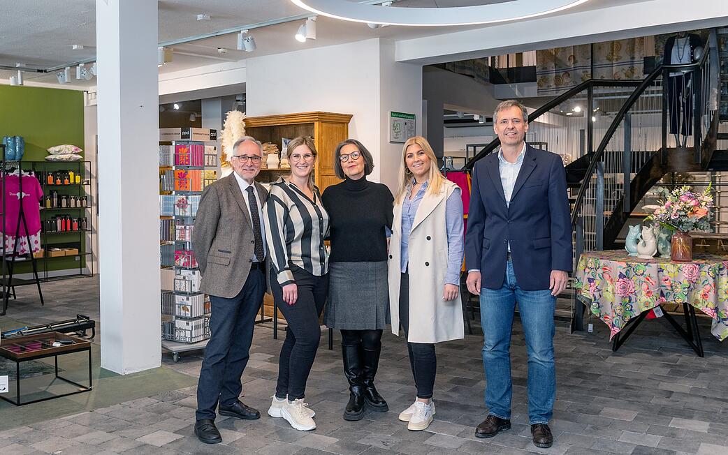 Gleich fünf Fachgeschäfte übernehmen die früheren Saemann-Flächen in ...