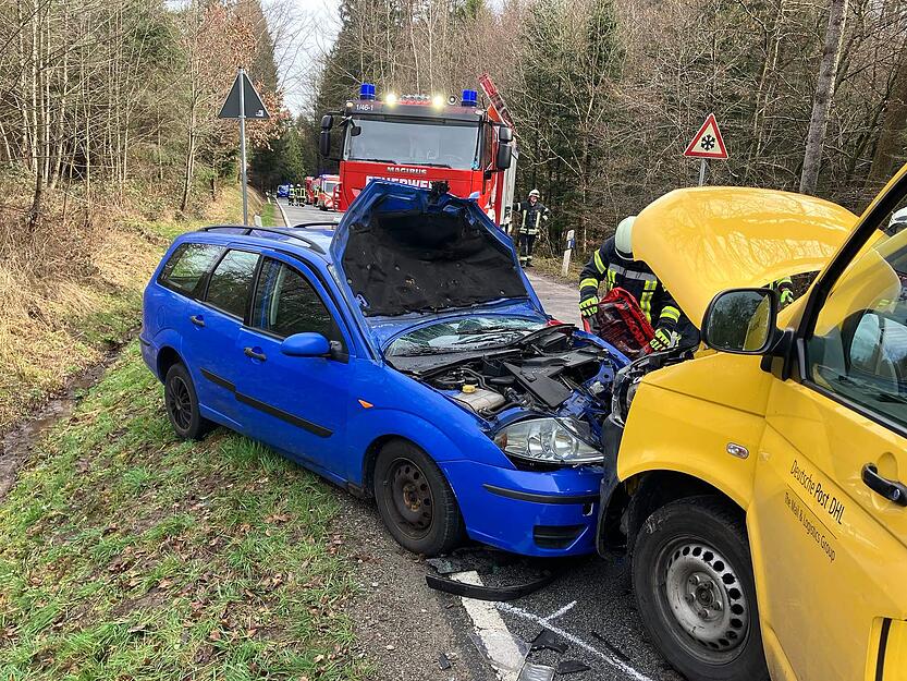 Frontalunfall bei Wüstenrot – Drei Verletzte - STIMME.de