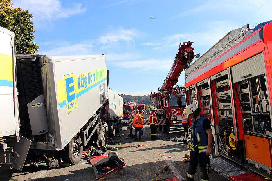 Schwerer Lkw-Unfall auf der A6 bei Weinsberg - STIMME.de