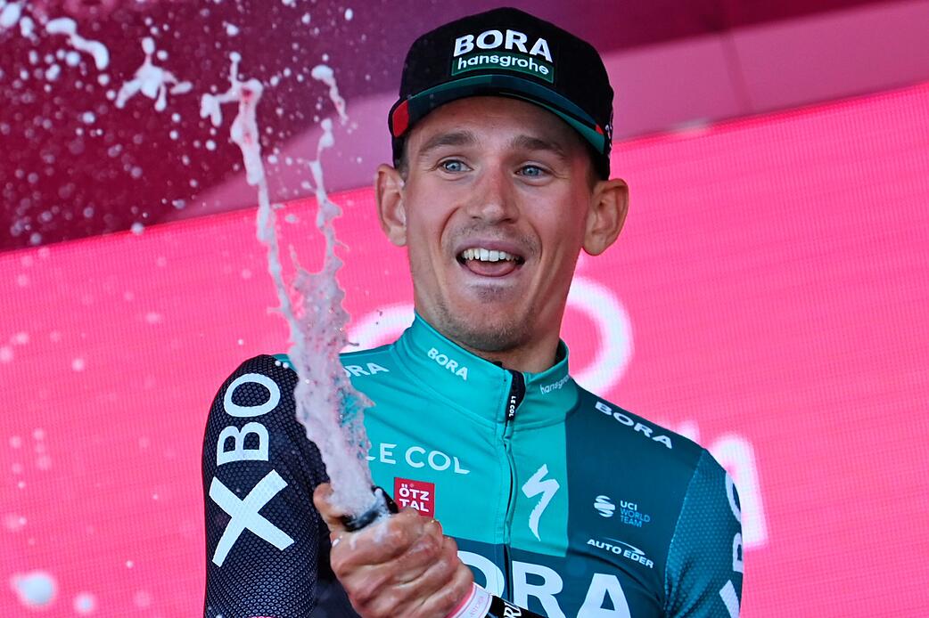 Corona-Alarm beim Giro d'Italia - «Fliege noch mit Maske» - STIMME.de