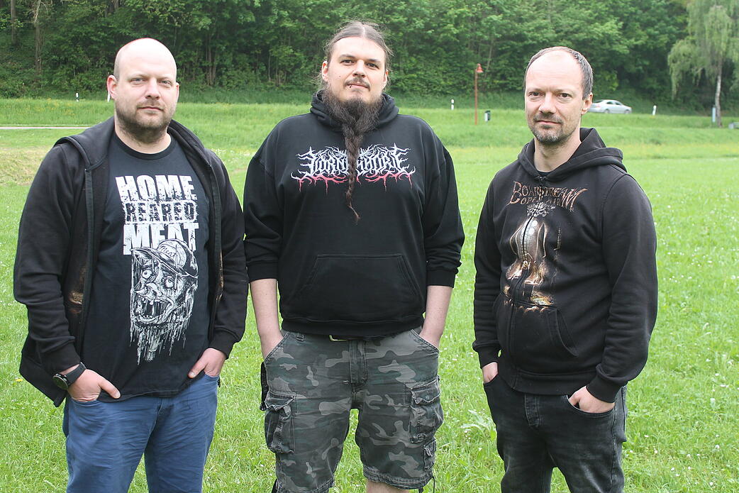 Internationale Metal-Szene-Größen mitten in Hohenlohe: Was ist das ...