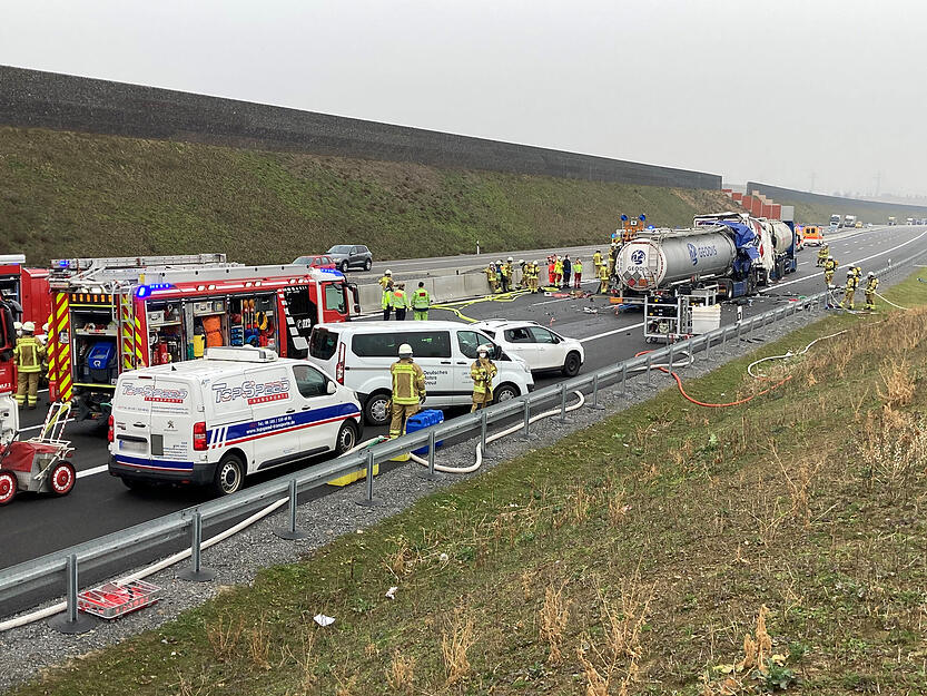 Schwerer Lkw-Unfall auf A6 - STIMME.de