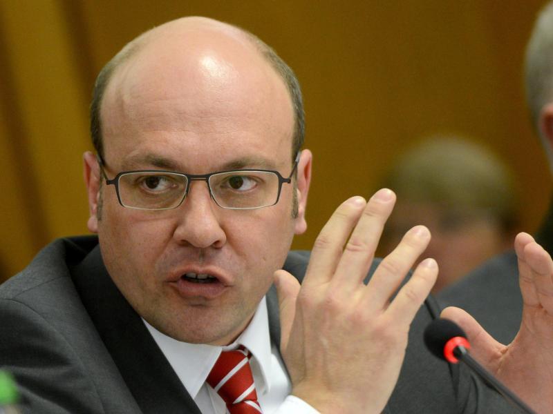 Seehofer stellt sich hinter Initiative des Heilbronners Throm - STIMME.de