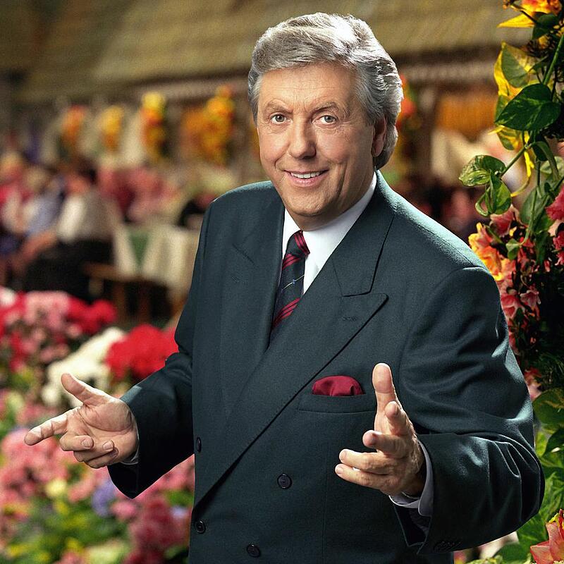 „Musikantenstadl“-Erfinder Karl Moik gestorben - STIMME.de