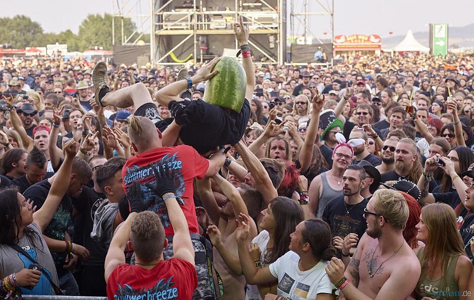 Hitze und Party auf dem Summer Breeze | 14.8.15 - STIMME.de