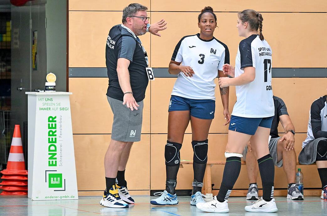 Noch ist Sport-Union-Trainer Thomas Zeitz mehr Mahner als Wüterich ...