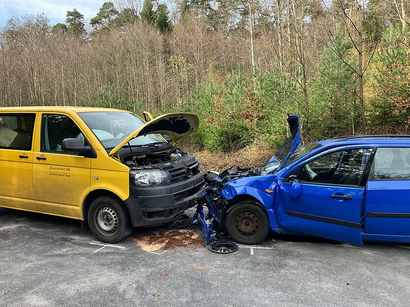 Frontalunfall bei Wüstenrot – Drei Verletzte - STIMME.de