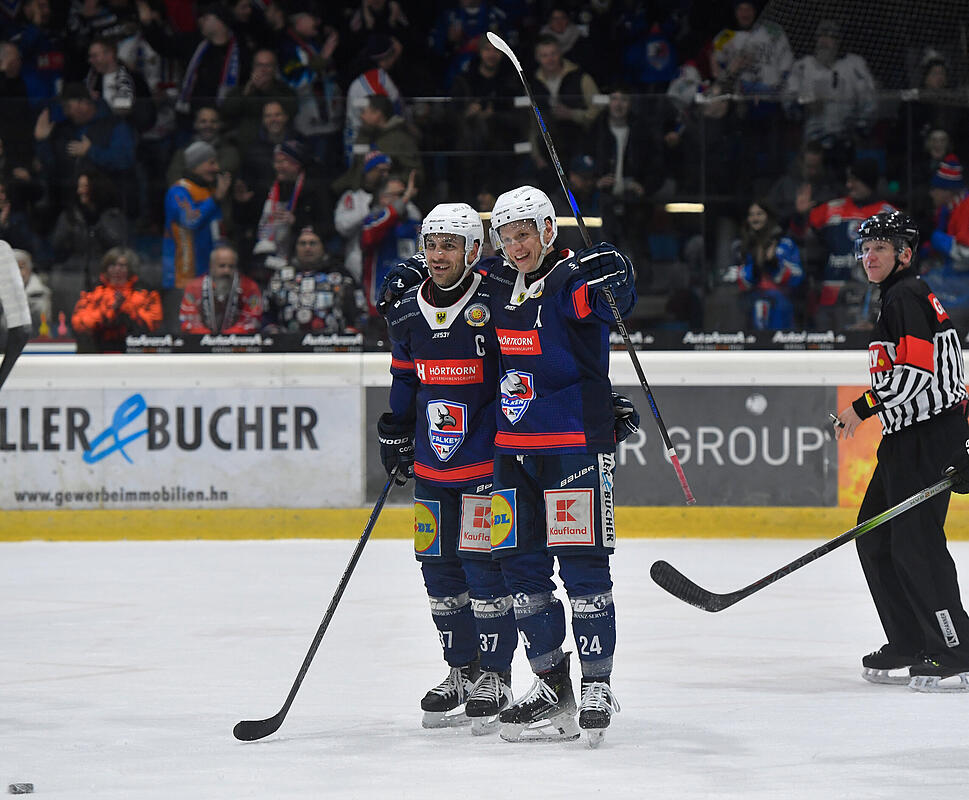 Rekordspieler der Heilbronner Falken: Der ewige Corey jagt die 1000 ...