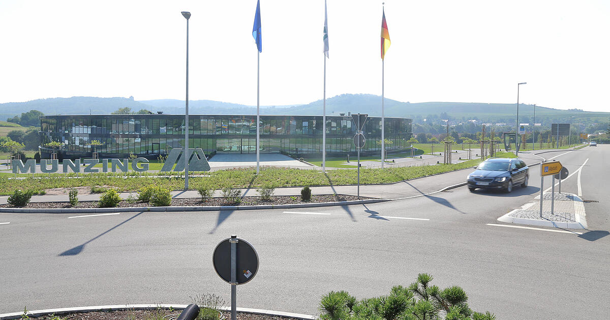Münzing Chemie weiht neues Werk in Elsteraue ein - STIMME.de