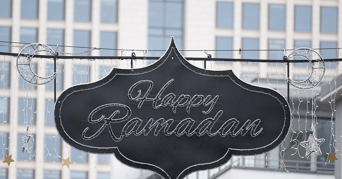 Muslimischer Fastenmonat Ramadan beginnt: Infos zu Regeln, Dauer und ...