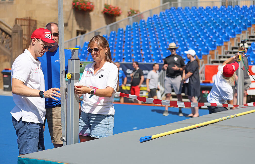 Heilbronner Falken fliegen hoch: Goalie Franz Jokinen ist der beste ...