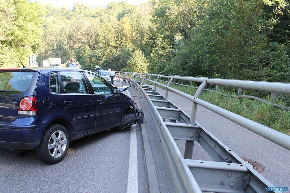 Schwerer Unfall auf der B19 | 17.09. - STIMME.de