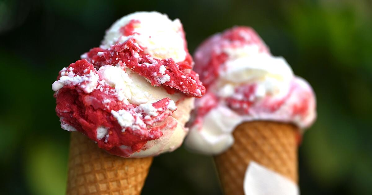 Xxxblossom she showed up an full hour late but was