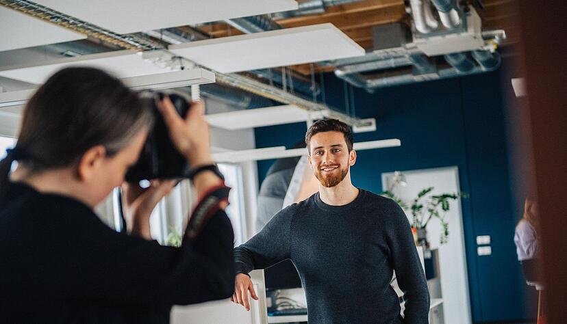 So gelingt das Bewerbungsfoto - STIMME.de