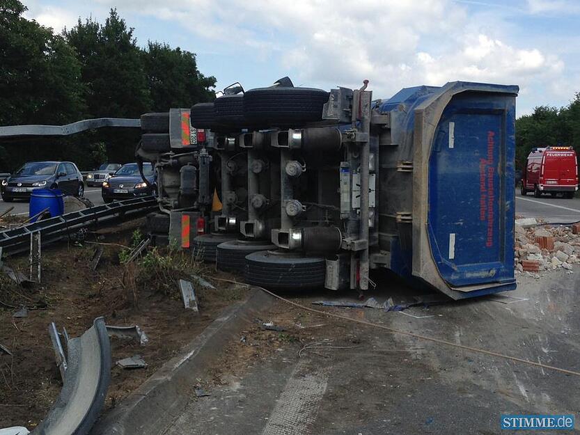 A6-Unfall bei Bretzfeld | 11.07. - STIMME.de