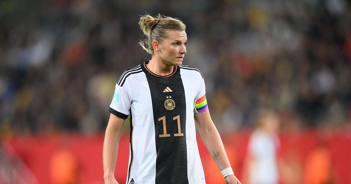 Alexandra Popp wundert sich über Auszeichnung - STIMME.de