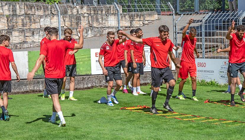 VfB Eppingen mit vielen Neuen in die Vorbereitung gestartet - STIMME.de