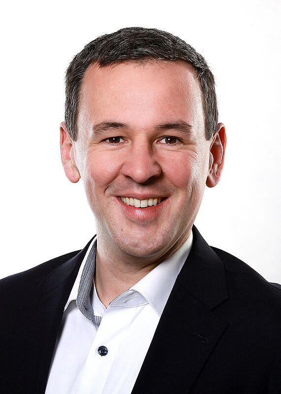 Neuer Kommandant der Feuerwehr gewählt - STIMME.de