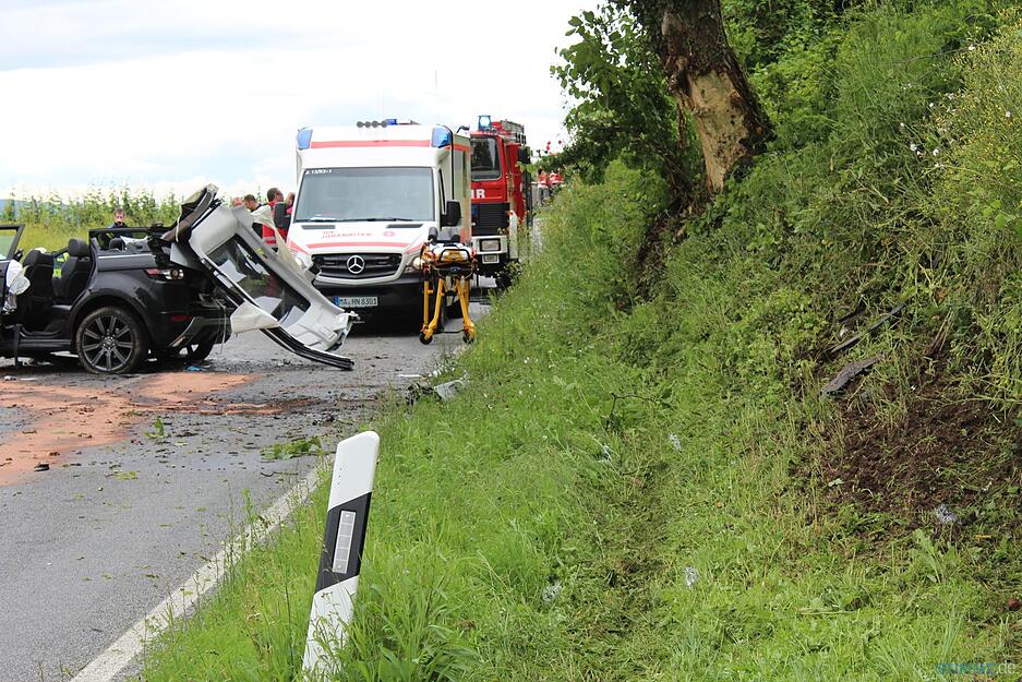 Schwerer Unfall auf der L2155 bei Talheim - STIMME.de