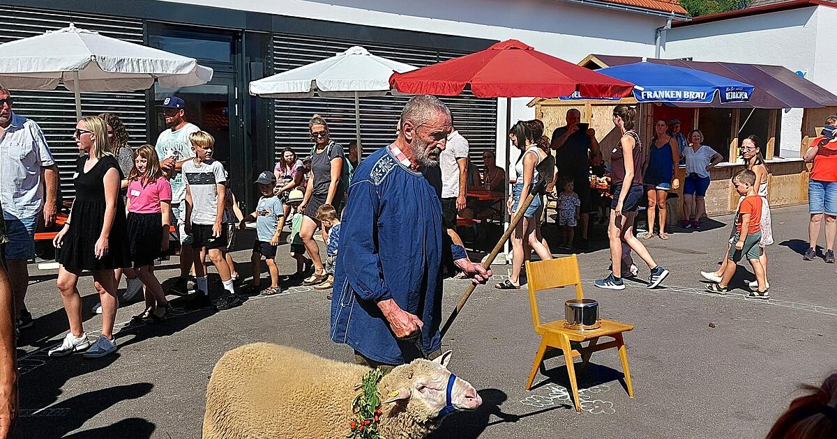 Walter Esslinger ist "Der mit dem Hammel tanzt" - STIMME.de