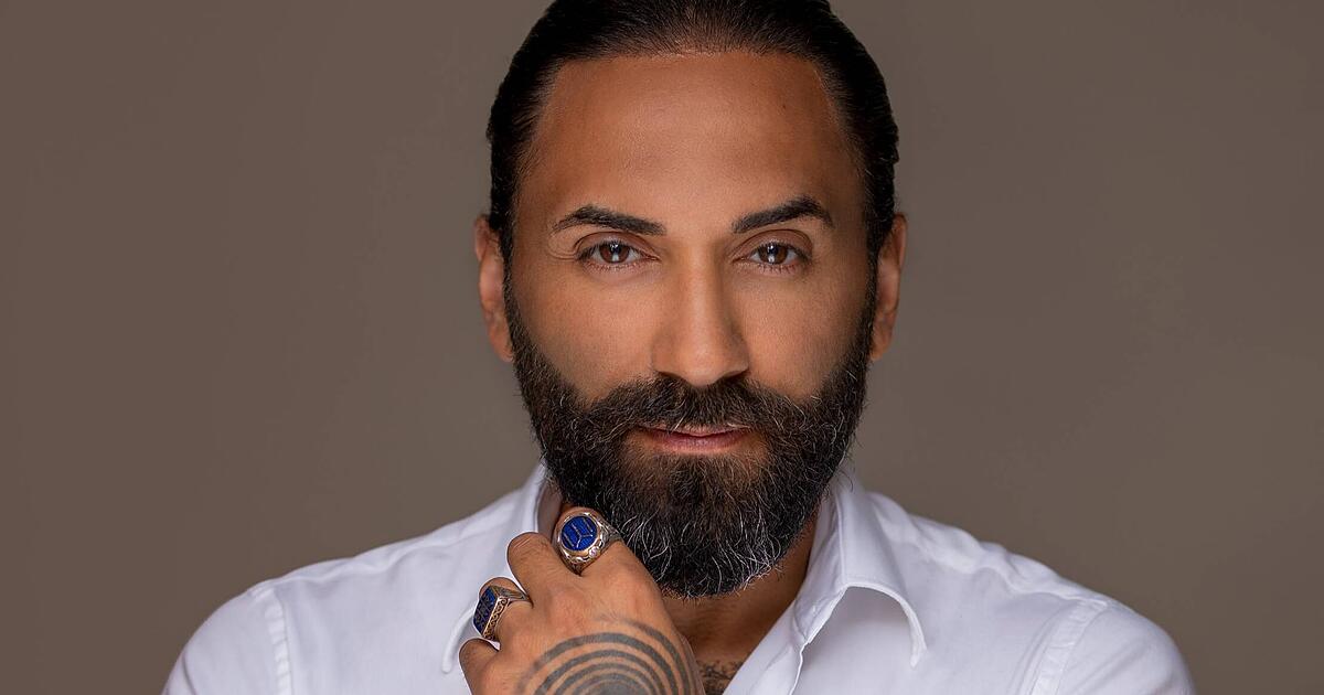 Hypnotiseur Mr. Yasin plant spektakuläre Show in der Harmonie - STIMME.de