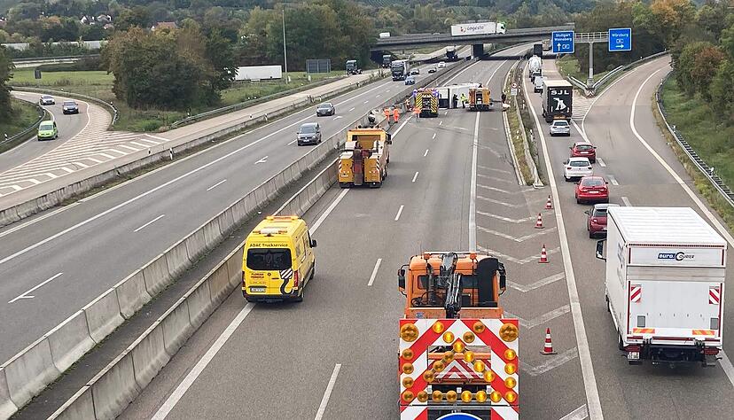 A6 nach Lkw-Unfall am Kreuz Weinsberg gesperrt - STIMME.de