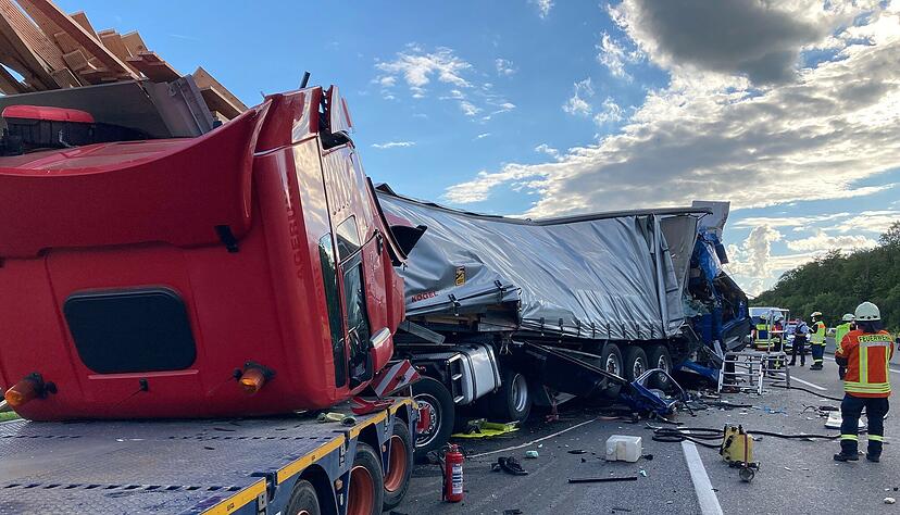 Erneut schwerer Lkw-Unfall auf der A6 bei Bad Rappenau - STIMME.de