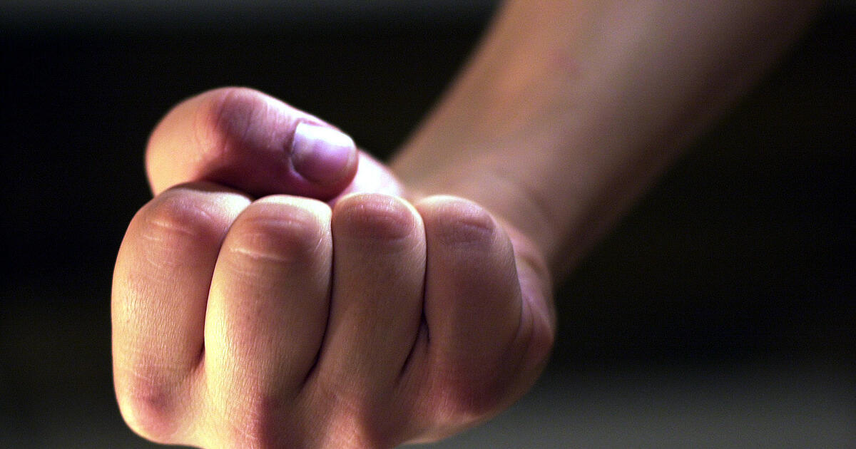 Mit der Faust ins Gesicht: 75-Jähriger in Neckarsulm niedergeschlagen ...