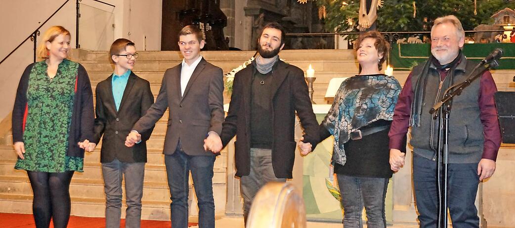 Von Licht und Hoffnung in einer brutalen Welt - STIMME.de