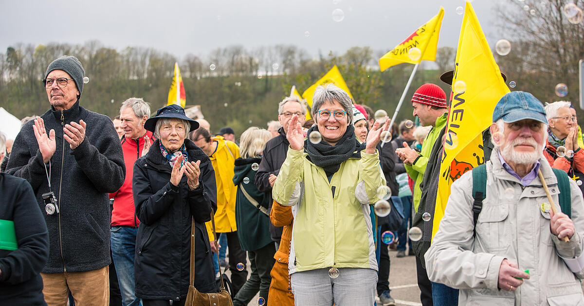 Abschaltfest am GKN: Letzter friedlicher Protest unter Neckarwestheimer ...