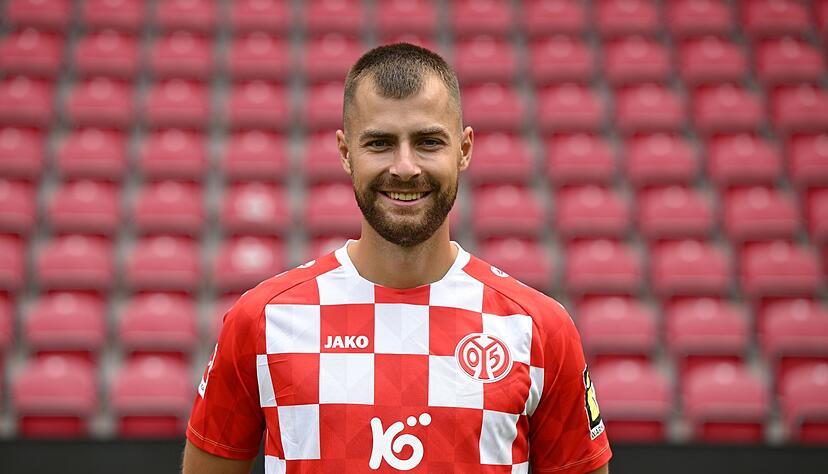 Hack über Saudi-Wechsel: Habe Werte nicht verkauft - STIMME.de