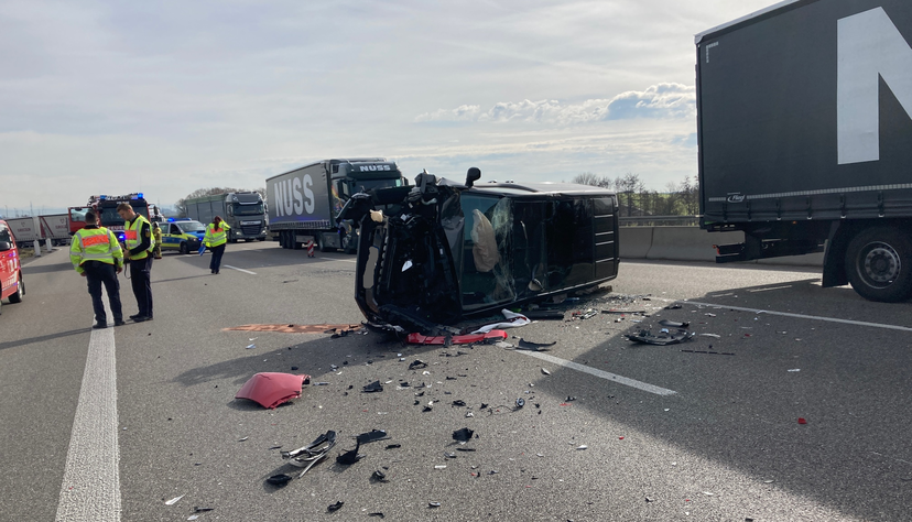Verletzte und hoher Schaden bei Unfall auf der A6 bei Bad Rappenau - STIMME.de