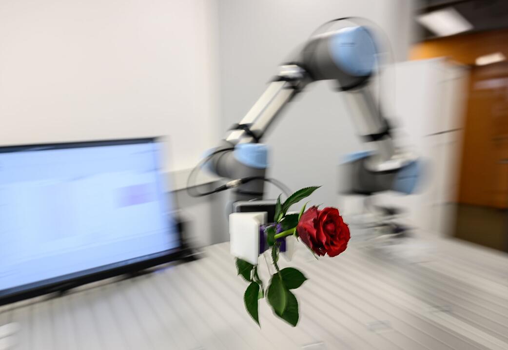 Mit Cobots gegen den Fachkräftemangel - STIMME.de