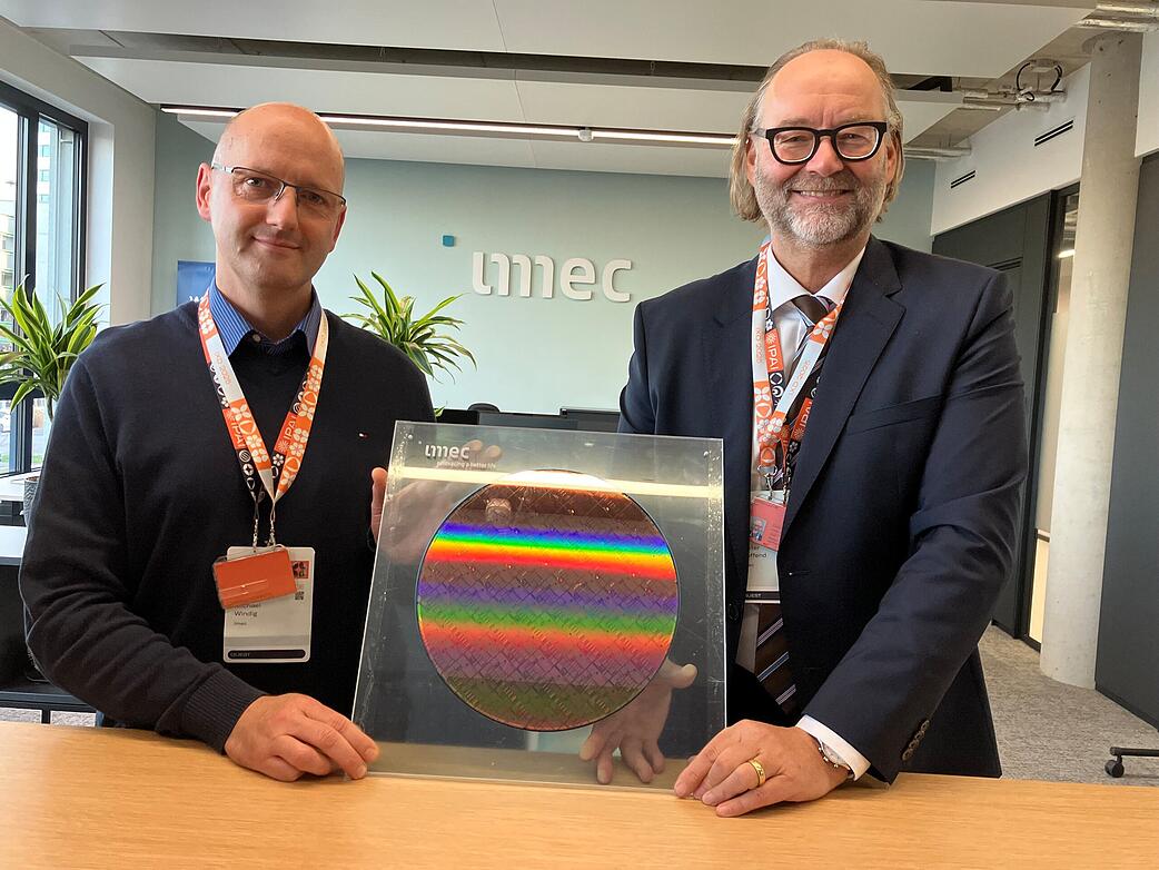 Ipai IXD öffnet Türen: Porsche und Audi fast nebeneinander - so aktiv ...